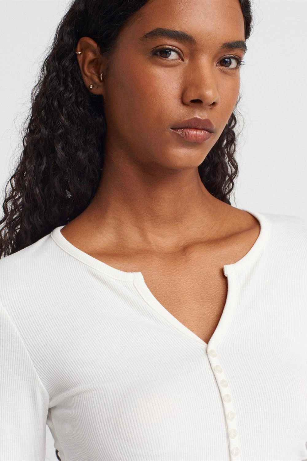 Notch Button Rib Top Ecru | Cotton Stretch Rib | PIRAL